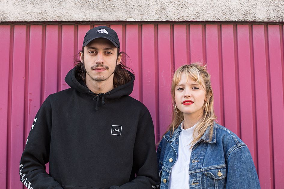 Roméo Elvis & Angèle; à la famille. | Songazine