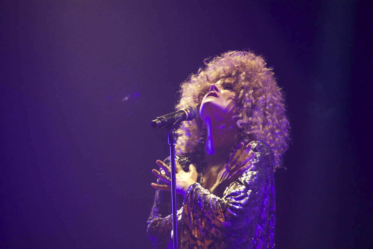Corine, un air de fête à La CLEF St Germain en Laye